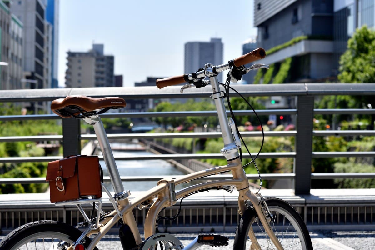 DE01/DE01X 2025年モデルが登場します！ - ポタリングマガジンの「企画開発のはなし」｜Daytona Mobility